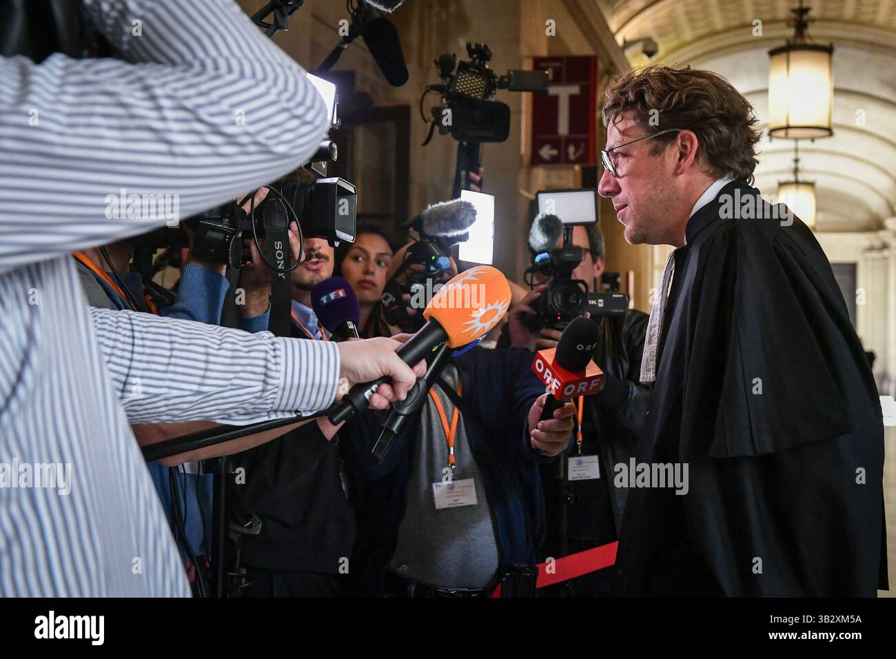 Paris, France. 28th Apr, 2025. Lawyer Joseph Hazan speaks to the press ...