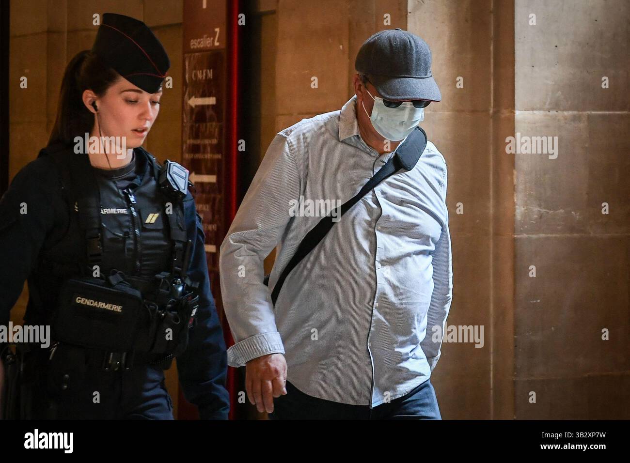 Paris, France. 28th Apr, 2025. An accused arrives at the Paris ...