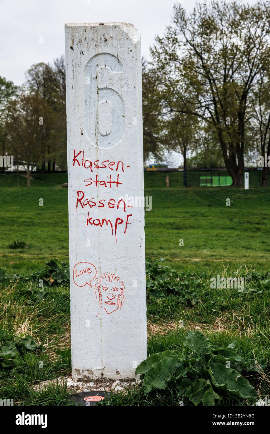 Hectometer hi-res stock photography and images - Alamy