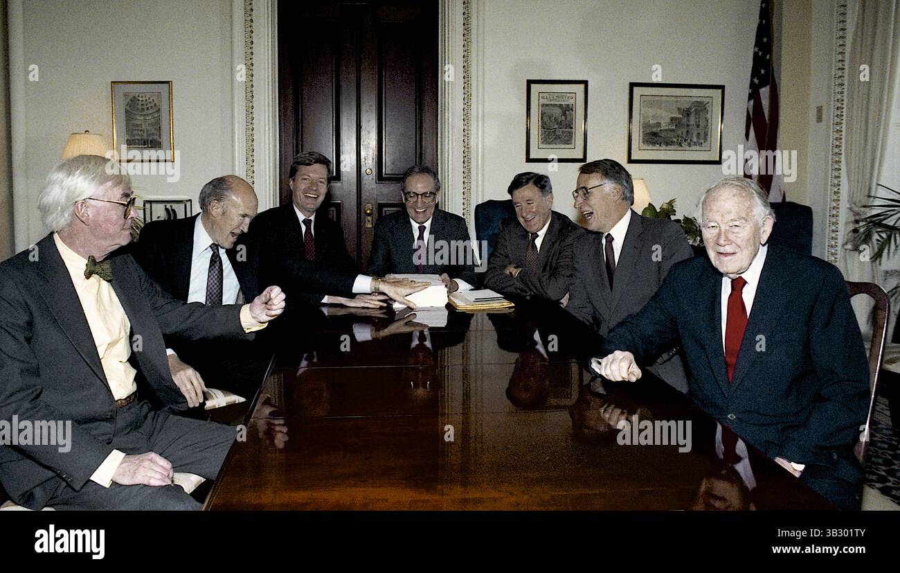 Senator john chafee hi-res stock photography and images - Alamy