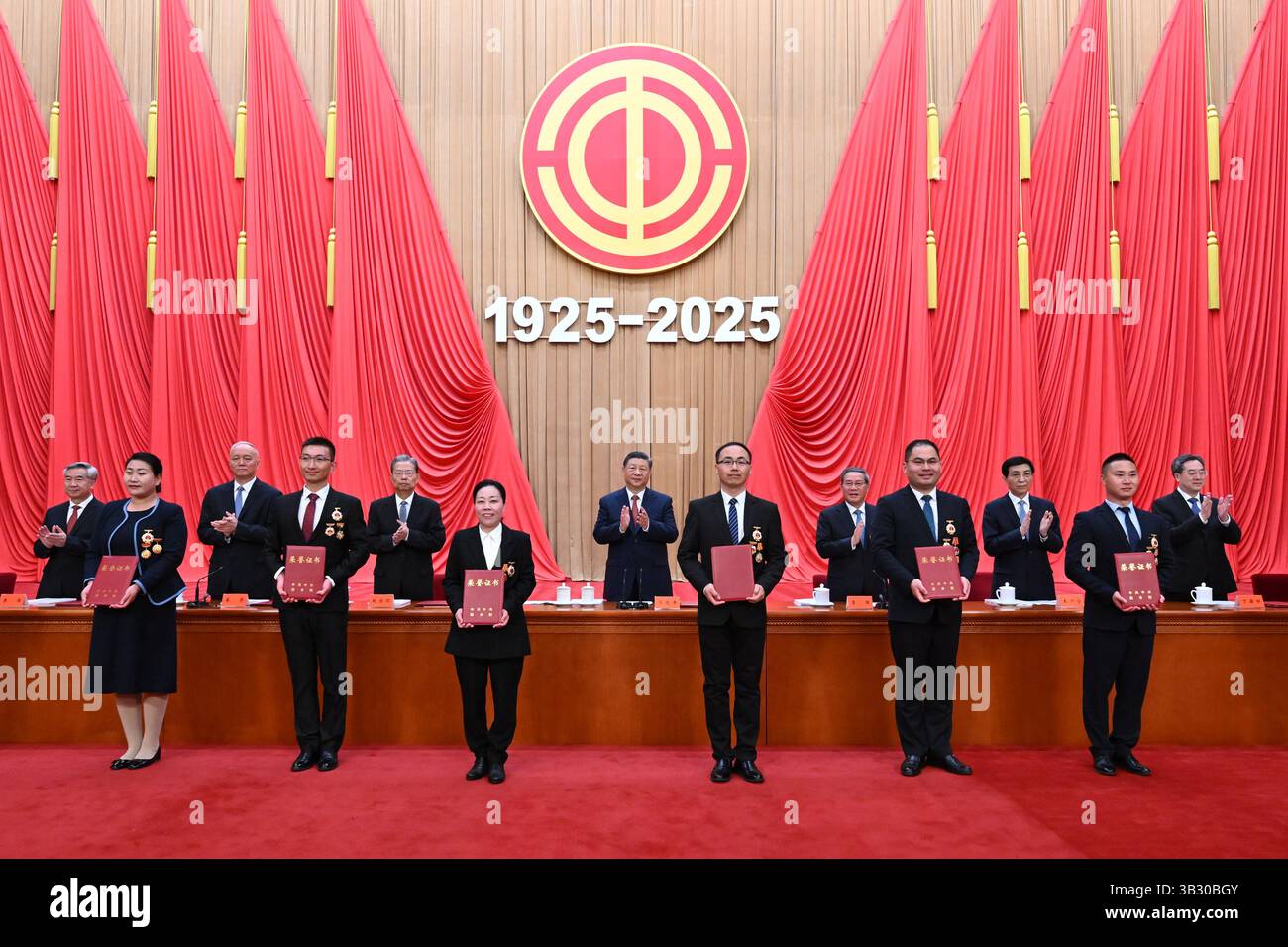 Beijing, China. 28th Apr, 2025. Xi Jinping and other leaders of the ...