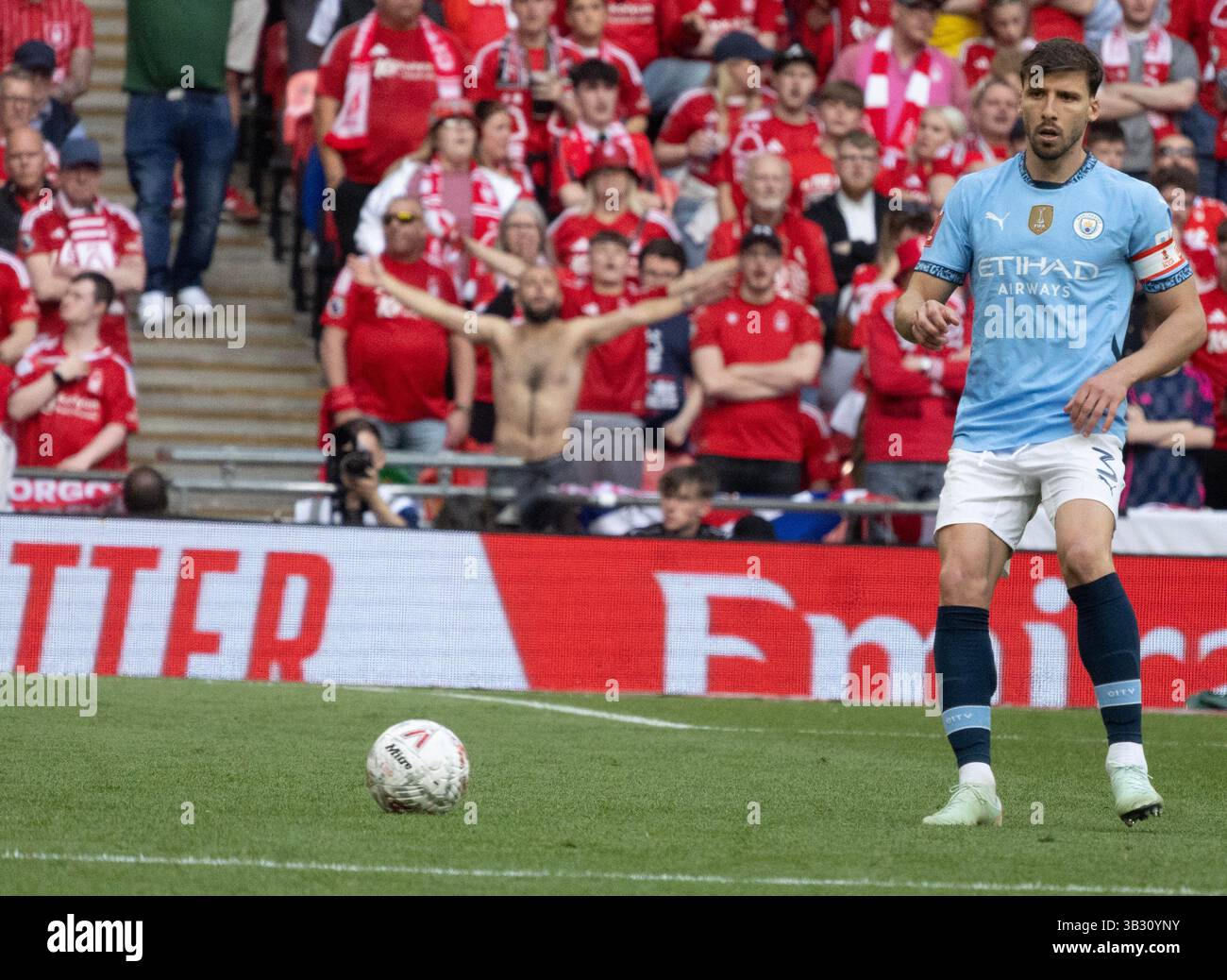 London, UK. 27th Apr, 2025. Ruben Dias of Manchester City in action ...