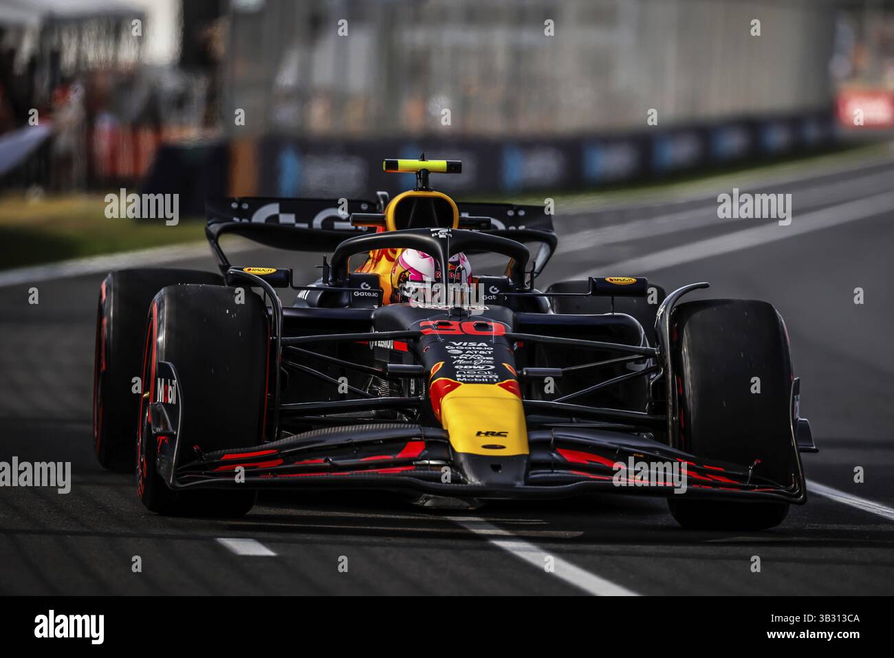 MELBOURNE, AUSTRALIA - MARCH 14: Liam Lawson of New Zealand drives the Oracle Red Bull Racing ...