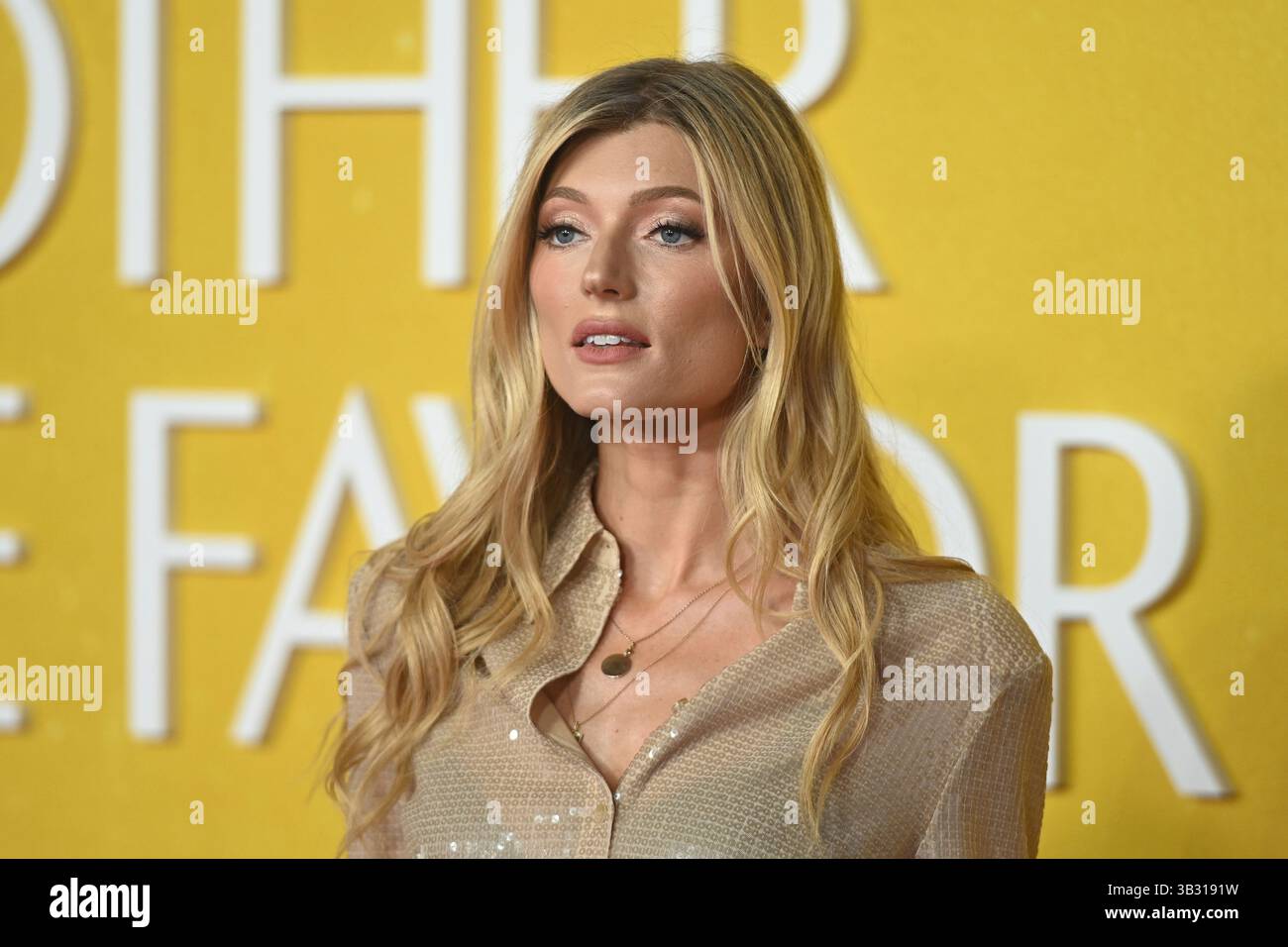 Photo by: NDZ/STAR MAX/IPx 2025 4/27/25 Sophie Sumner at the New York ...