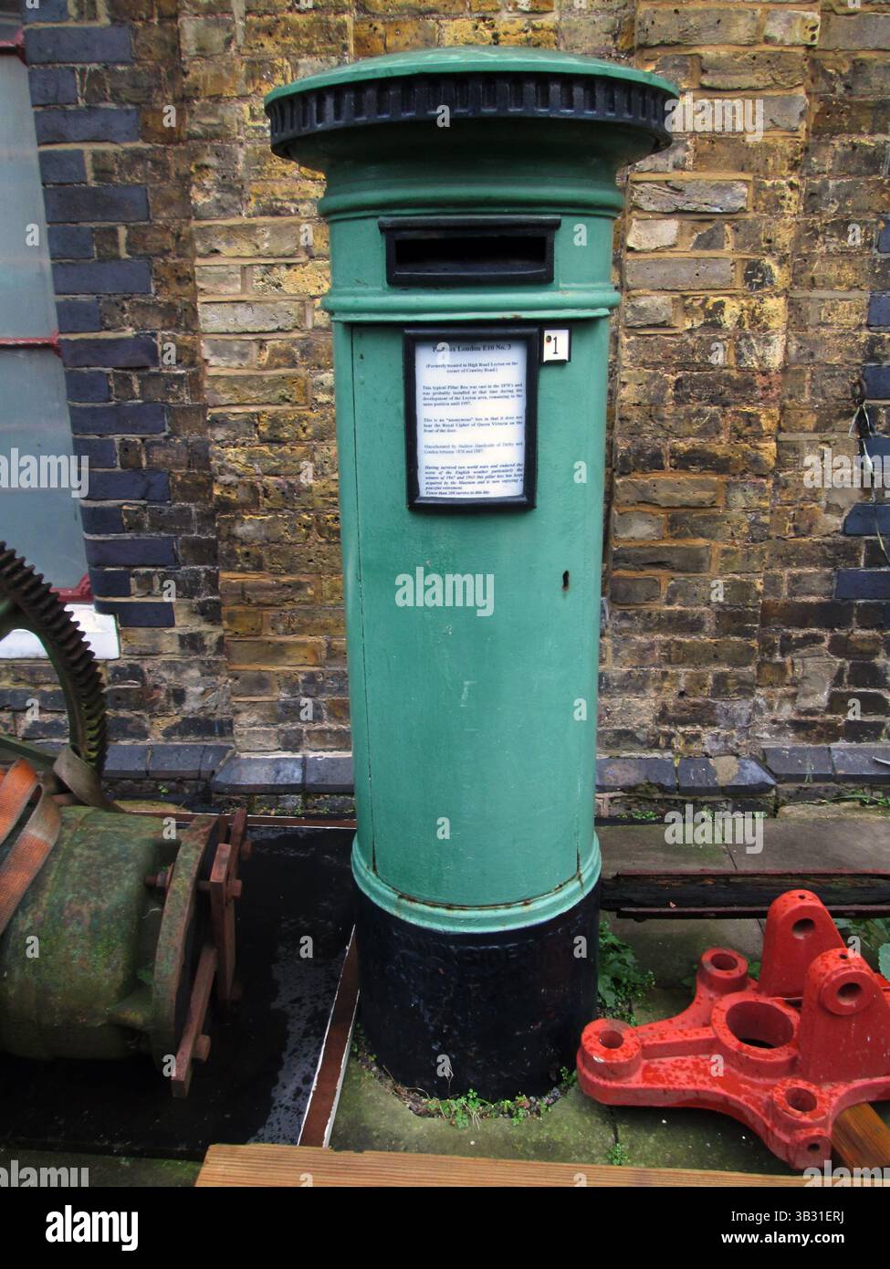 1879 1887 blue pillarbox hi-res stock photography and images - Alamy