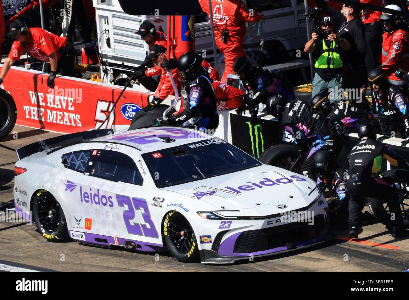 TALLADEGA, AL - APRIL 27: #23 Bubba Wallace, 23XI Racing, Leidos Toyota ...