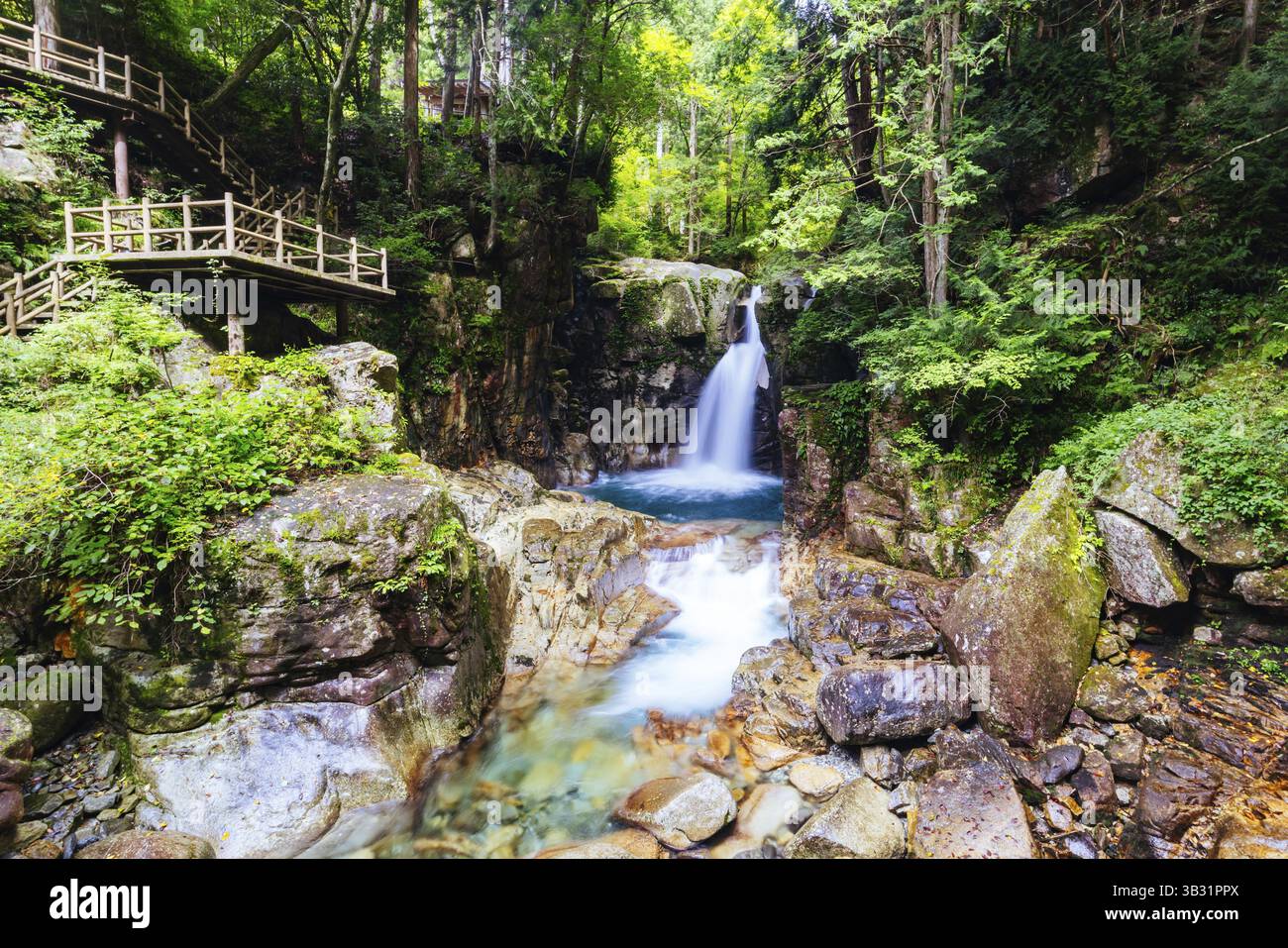 The magnificent Ryujin Falls and iconic red bridge at the start of ...