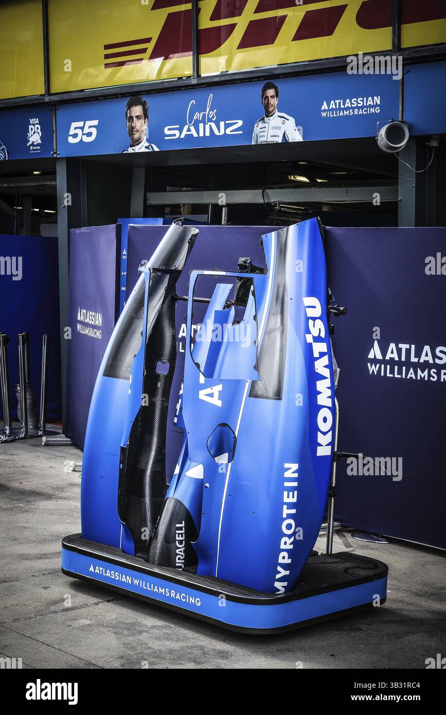 MELBOURNE, AUSTRALIA - MARCH 12: Atlassian Williams Racing pits before ...