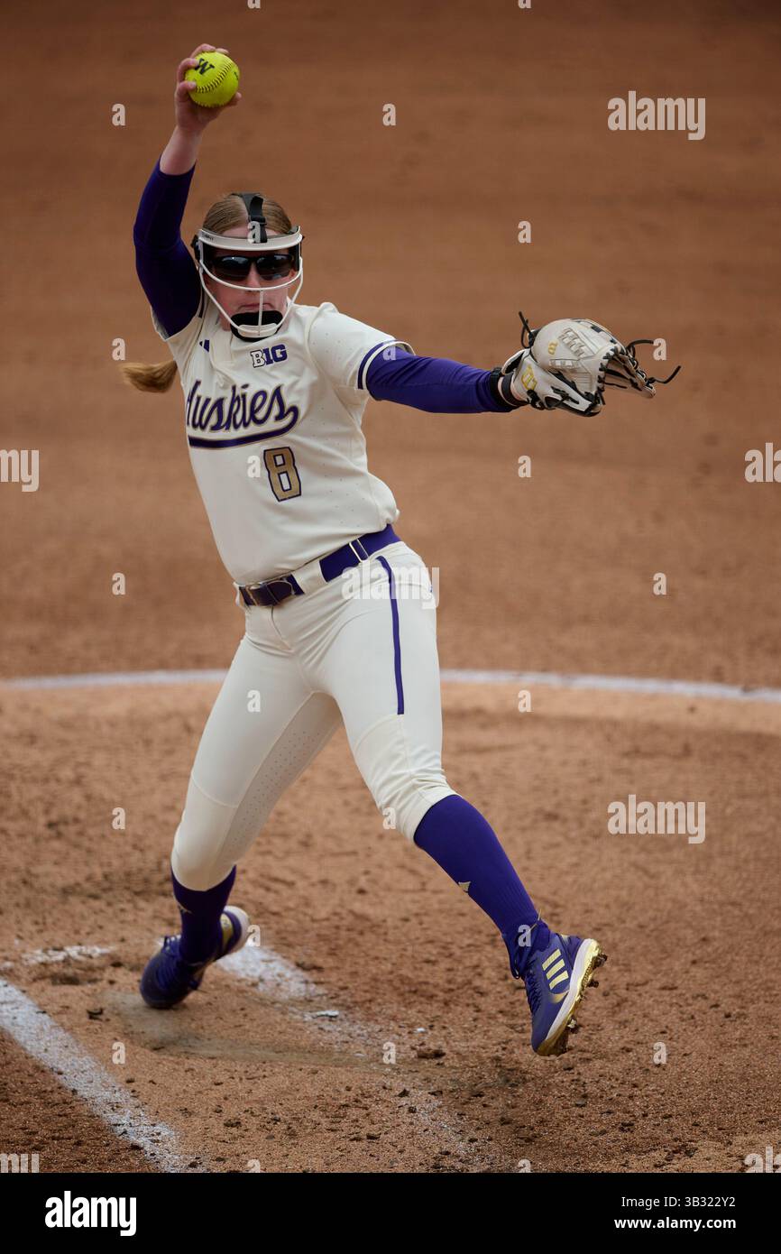 Washington Huskies pitcher Morgan Reimer (8) delivers a pitch during an ...