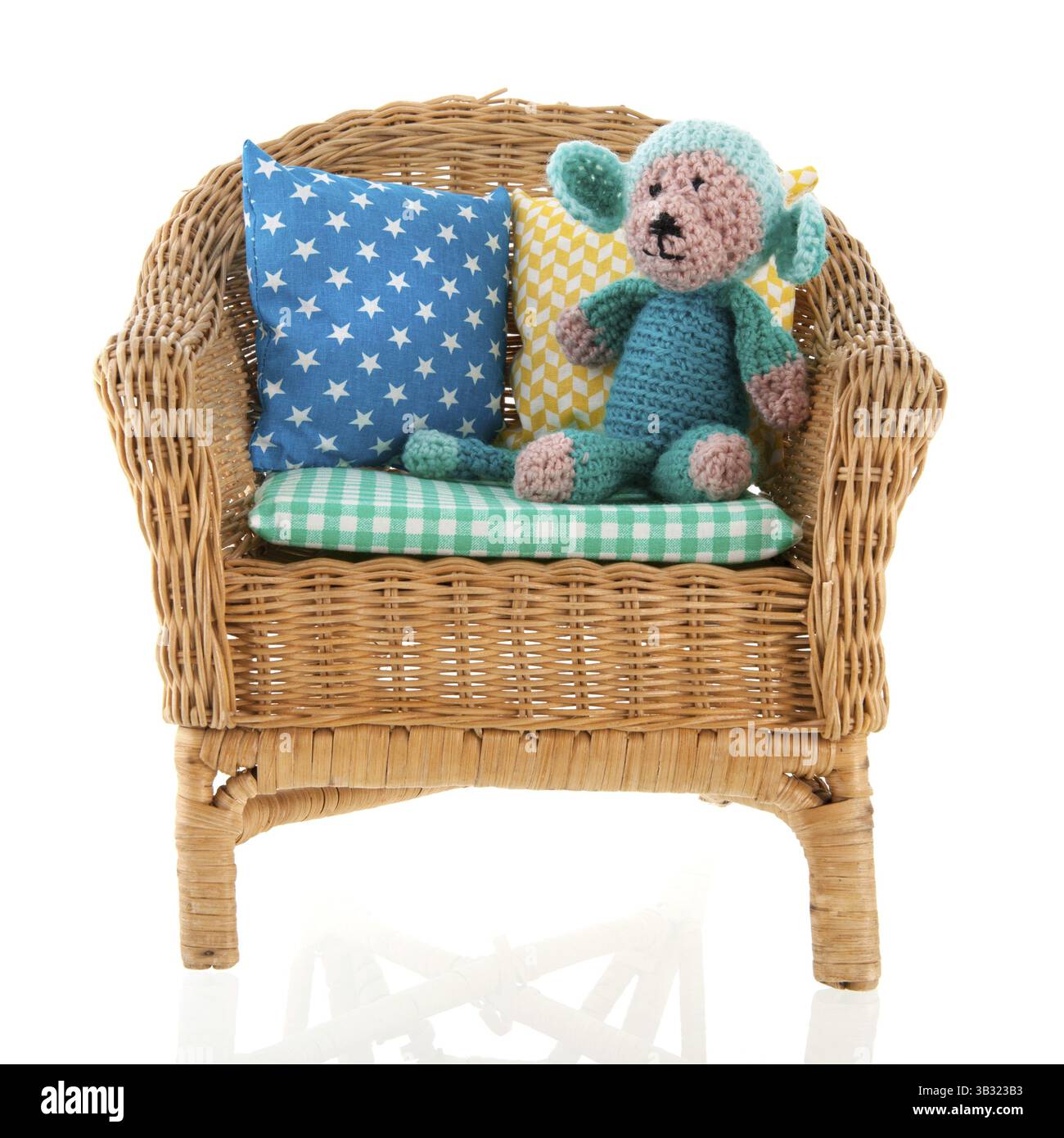 Wicker shapes hi-res stock photography and images - Alamy