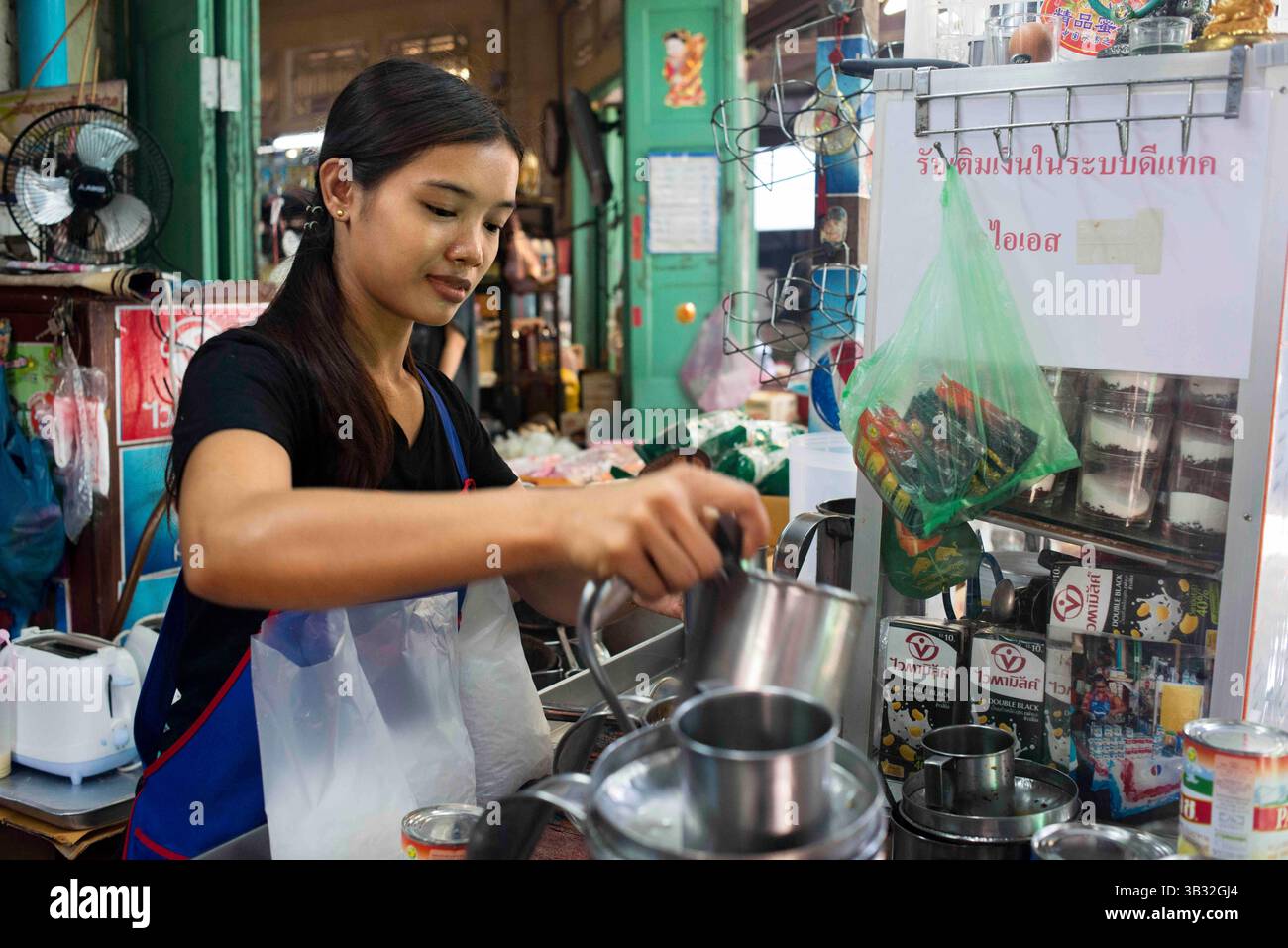 May 16, 2015 - Bangkok, Thailand - Pouring traditional tea in Bangkok's ...