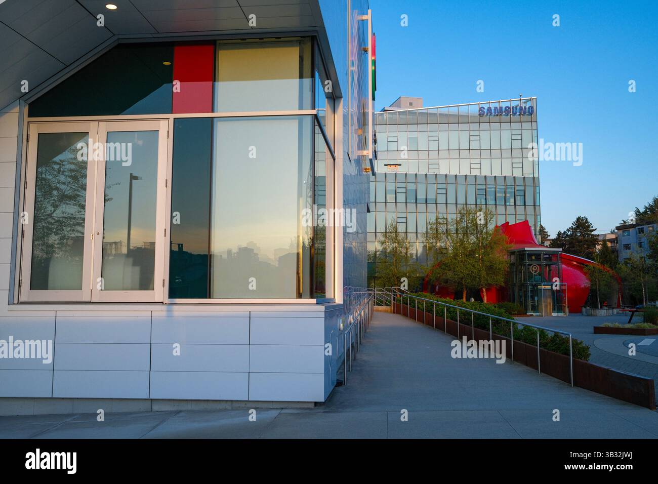 The modern design of Emily Carr University of Art and Design campus in ...