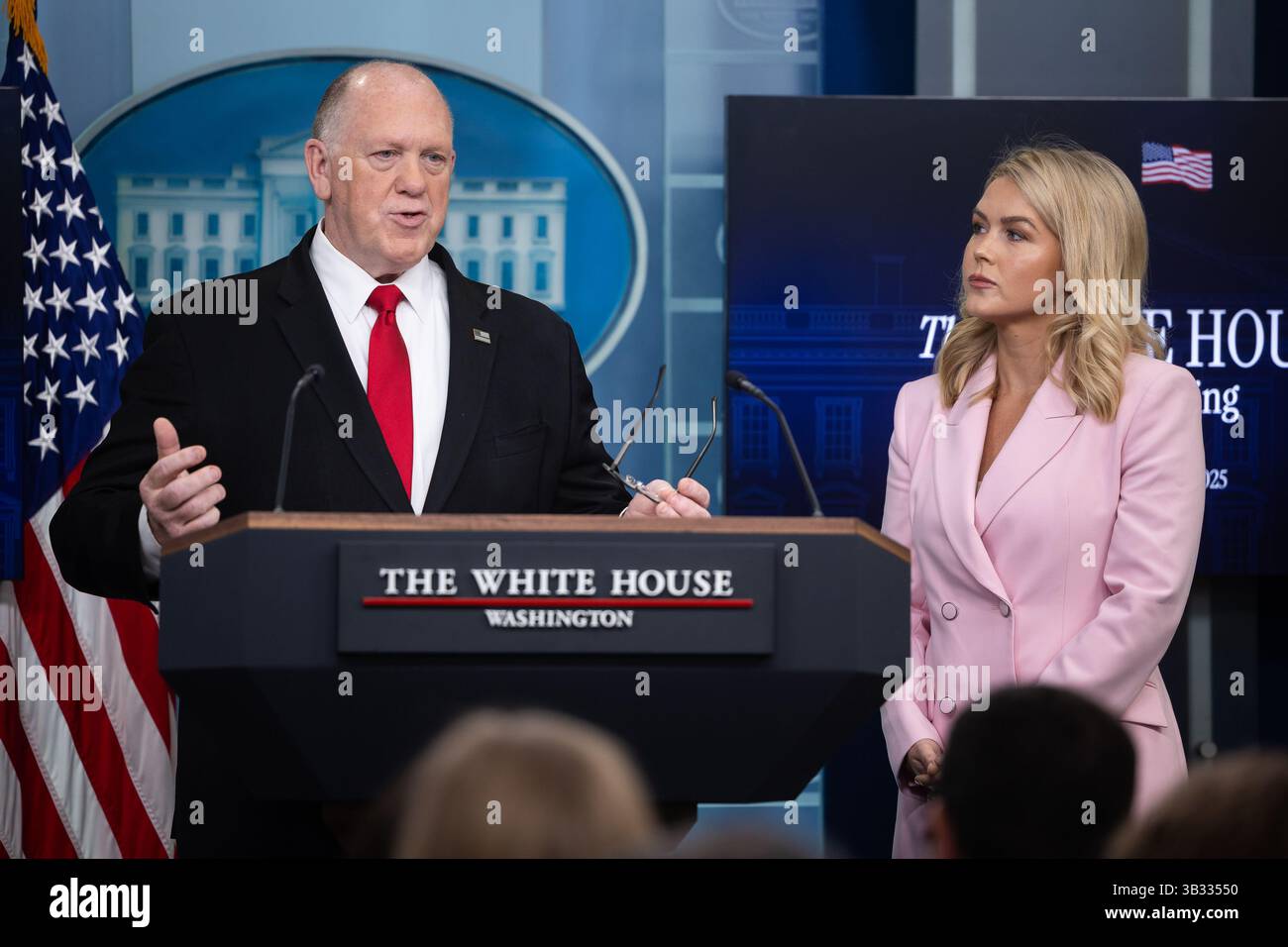 Tom homan white house hi-res stock photography and images - Alamy