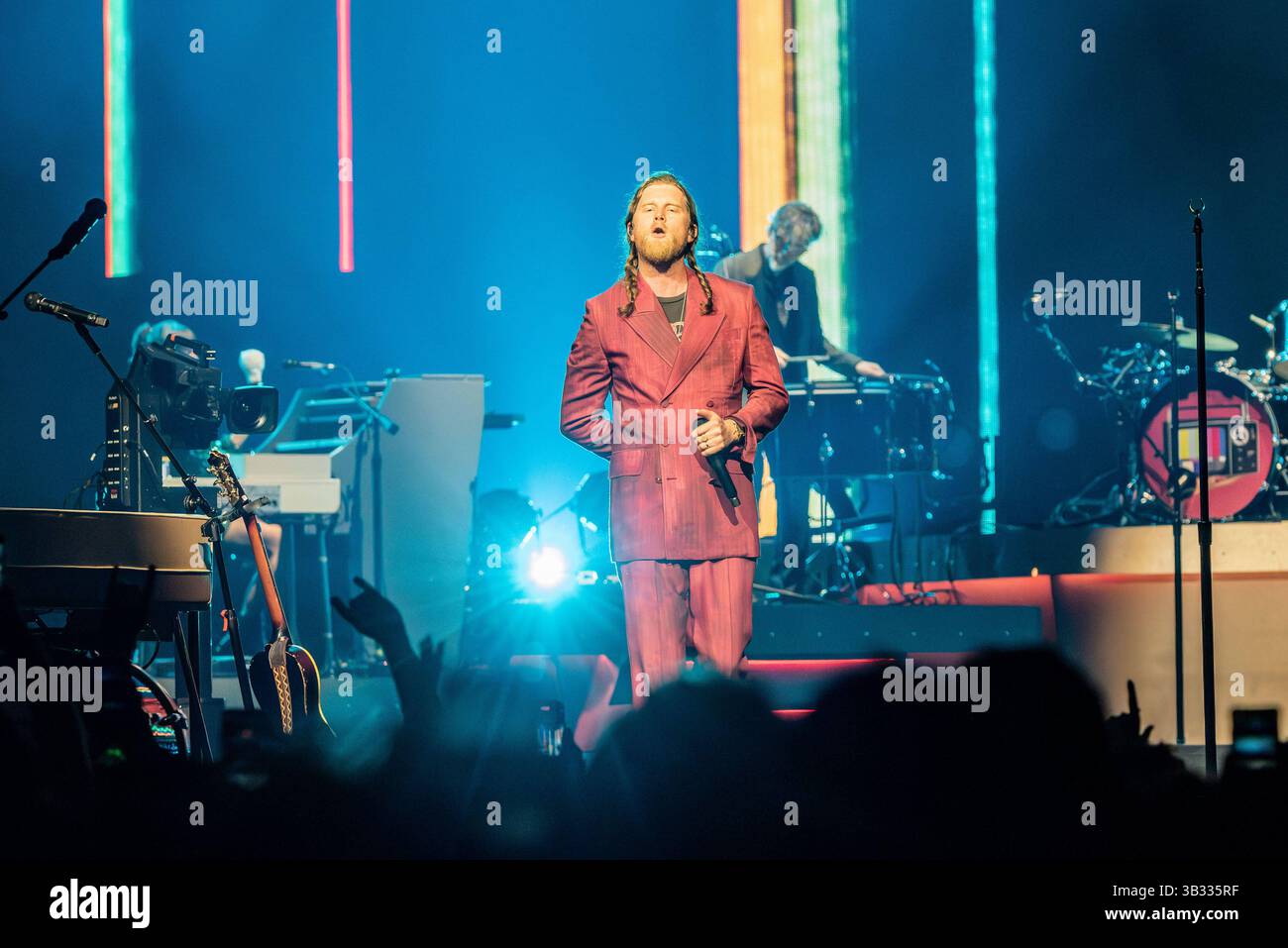 Music Concert - The Lumineers - EU/UK Tour 2025 Wesley Keith Schultz of ...