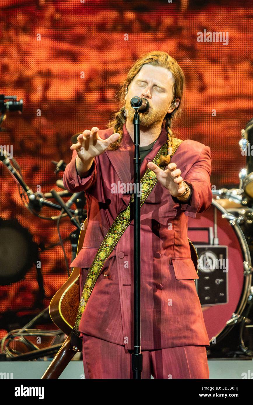 Music Concert - The Lumineers - EU/UK Tour 2025 Wesley Keith Schultz of ...