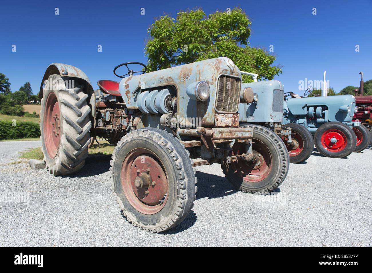 Row vintage trucks in hi-res stock photography and images - Alamy