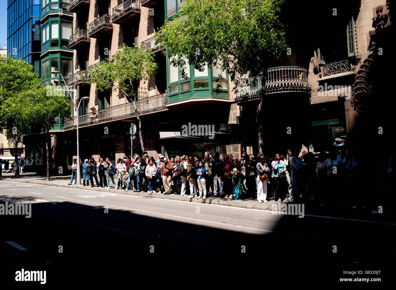 Barcelona, Spain. April 28, 2025, Barcelona, Spain: People queue and ...