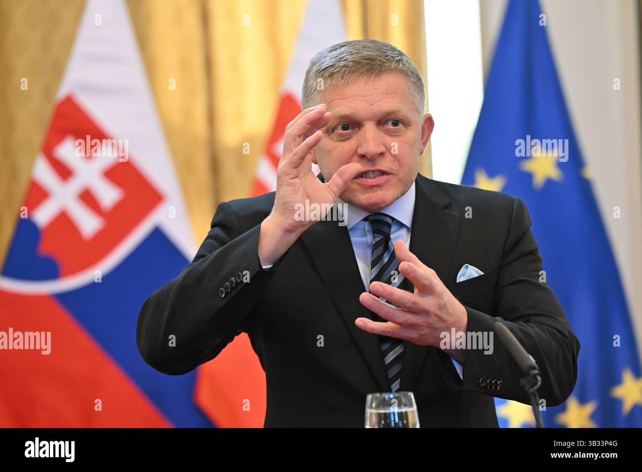 Bratislava, Slovakia. 28th Apr, 2025. Slovak Prime Minister Robert Fico ...