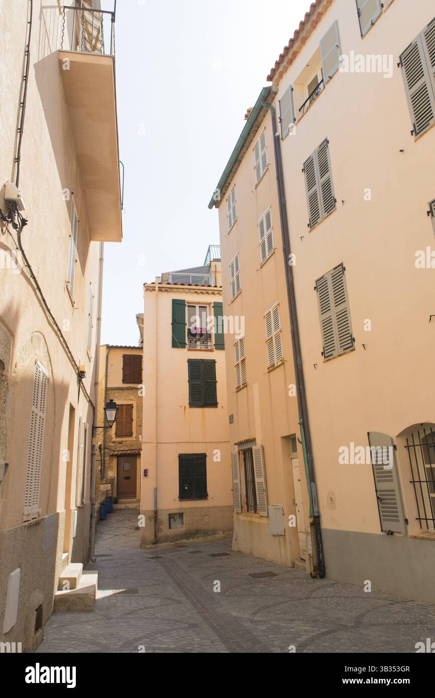 Street little lane in French Antibes Stock Photo - Alamy