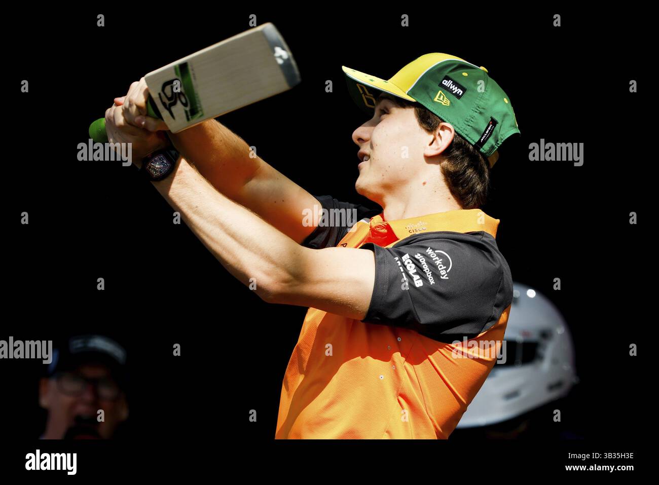 MELBOURNE, AUSTRALIA - MARCH 14: Oscar Piastri of Australia and McLaren ...