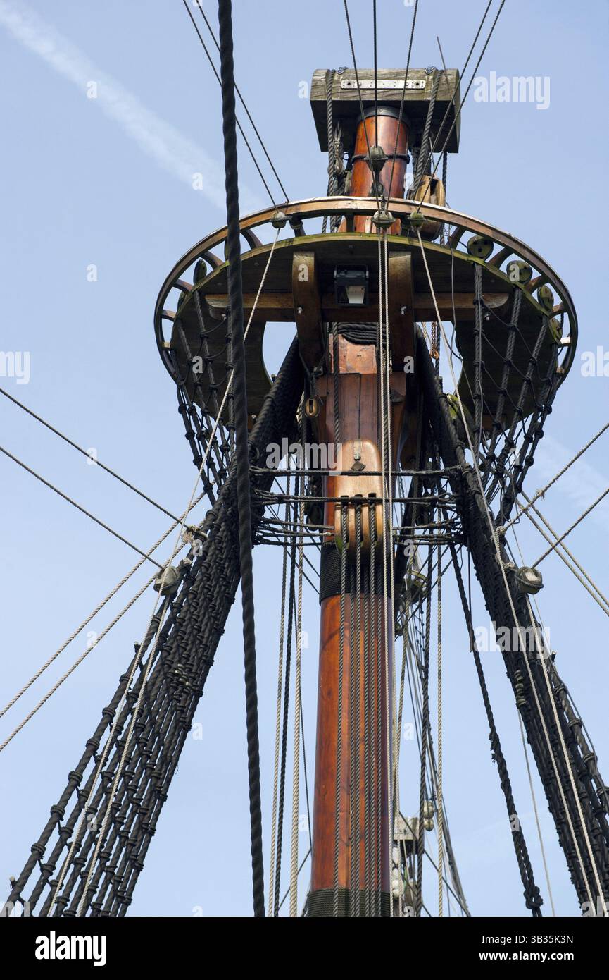 Crow nest from Dutch replica ship the Batavia Stock Photo - Alamy