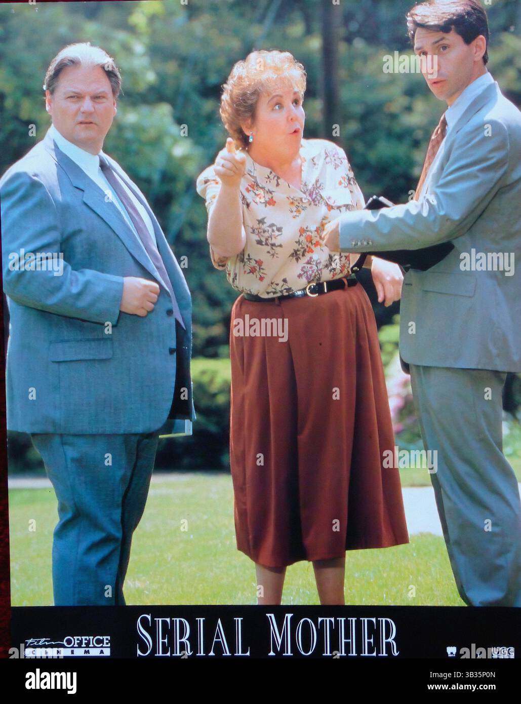 SERIAL MOM 009 - Original vintage movie poster Stock Photo - Alamy