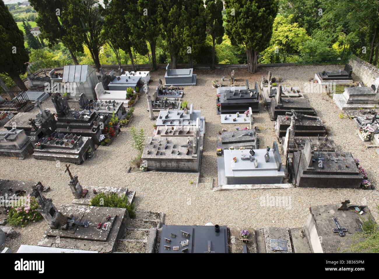 Cemetery in France from above Stock Photo - Alamy