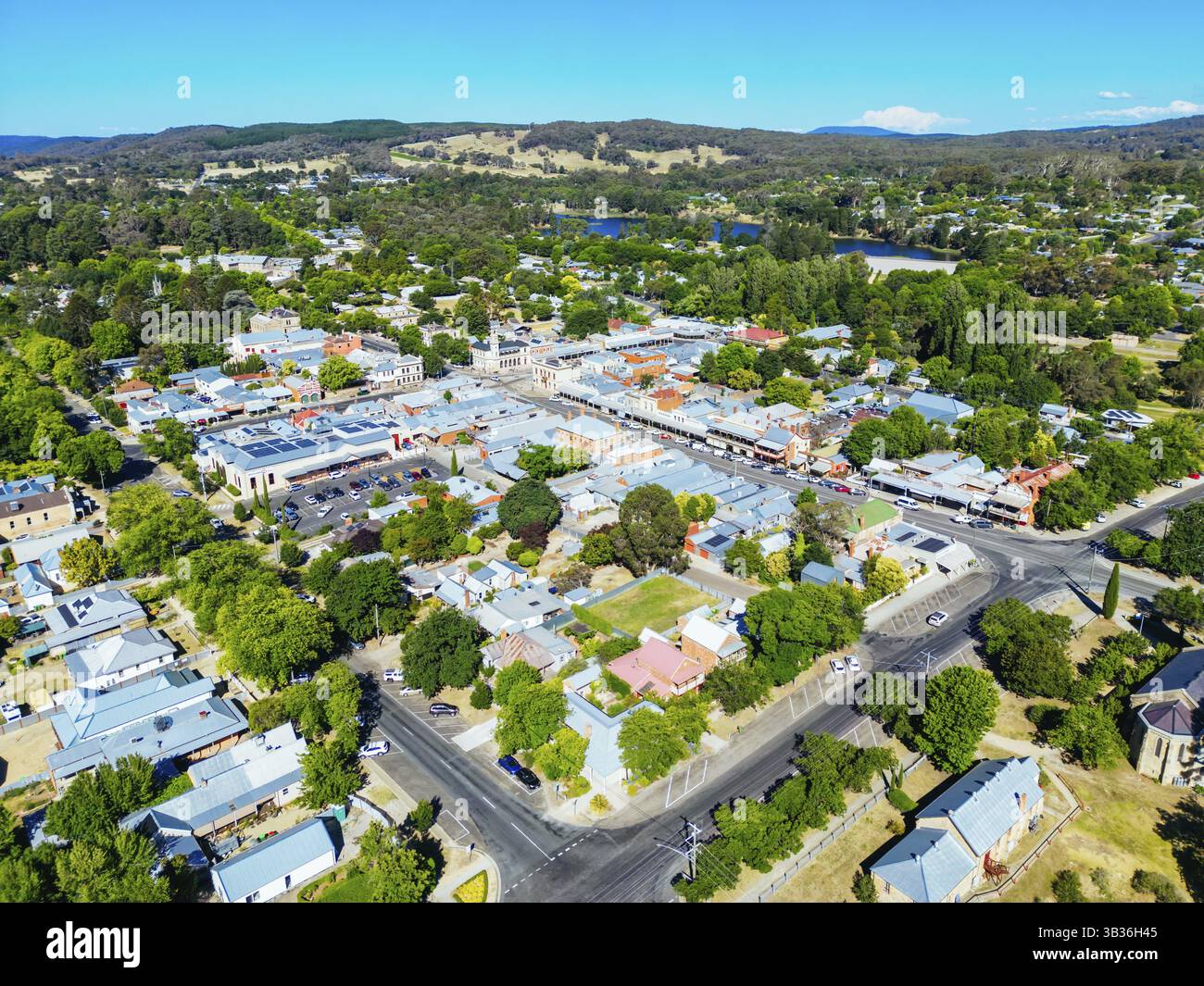 BEECHWORTH, AUSTRALIA - JANUARY 1 2025: Aerial view over historic ...