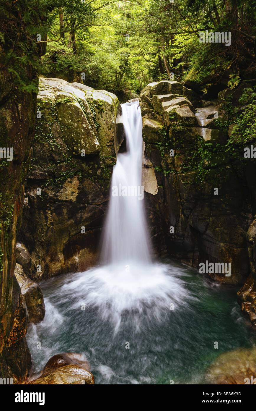 The magnificent Ryujin Falls and iconic red bridge at the start of ...