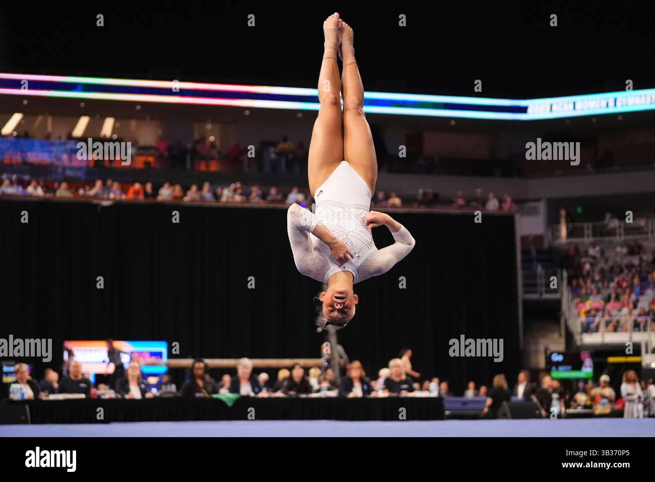 Utah's Avery Neff competes on the floor exercise during the NCAA women ...
