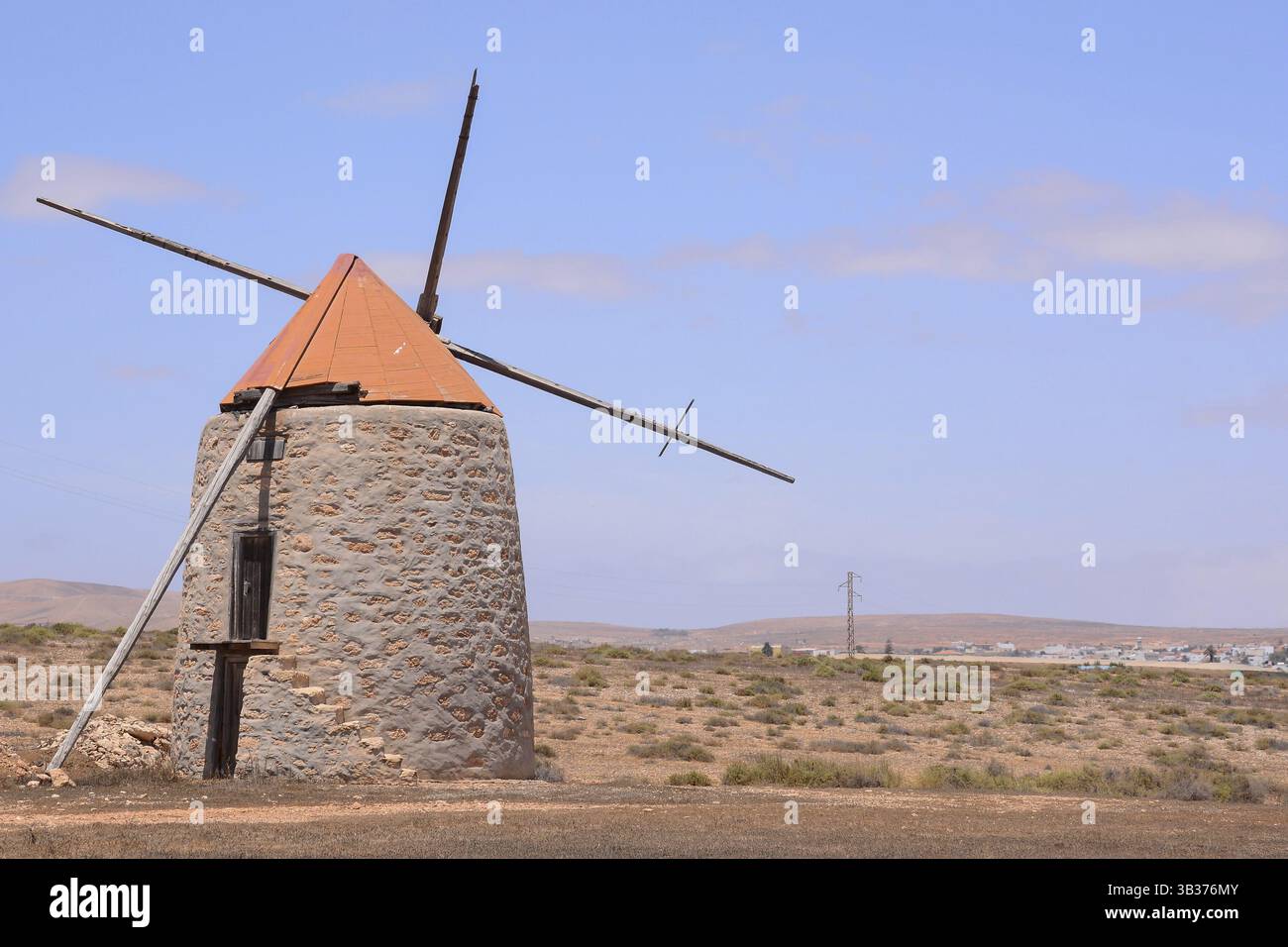 Old mill oldest building hi-res stock photography and images - Alamy