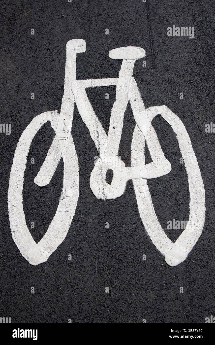 Cycle Path Sign Stock Photo - Alamy