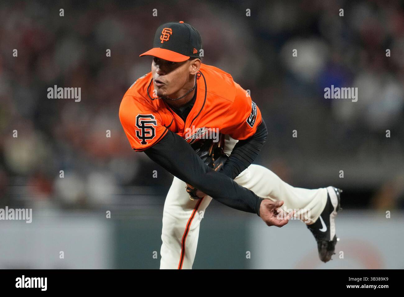 San Francisco Giants pitcher Randy Rodríguez during a baseball game ...