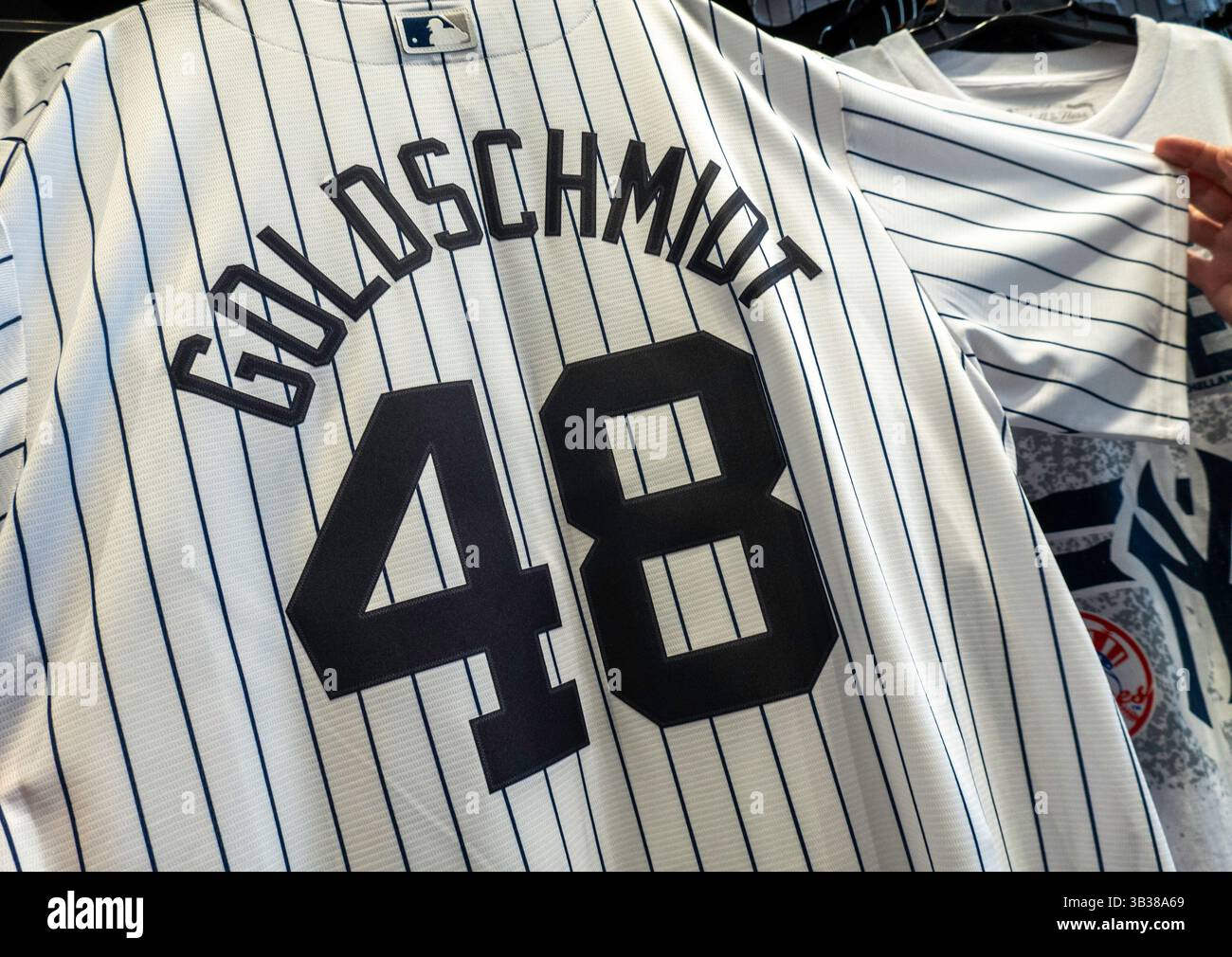 Major League Baseball flagship store in Rockefeller Center offers team ...