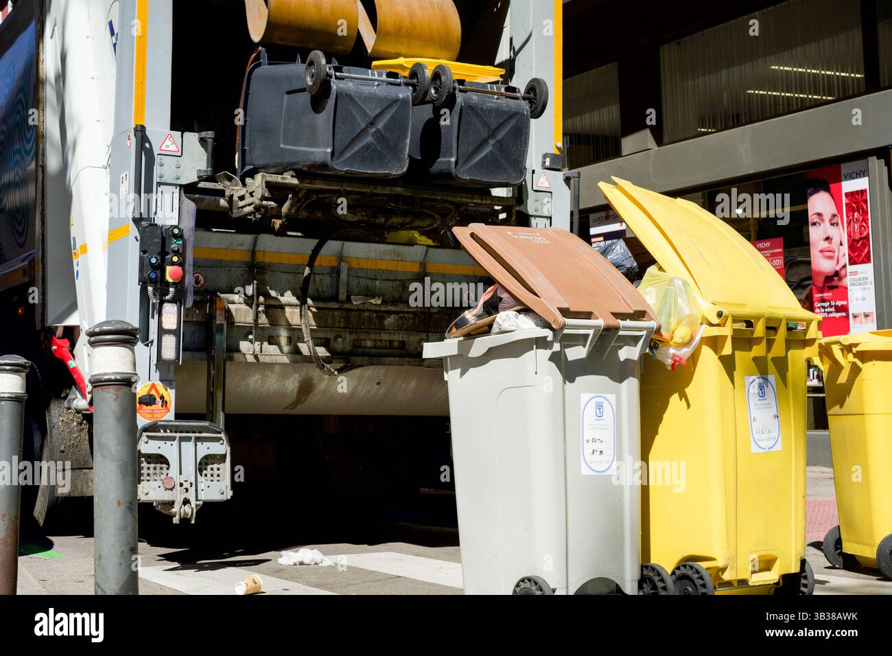 Residuos de residuos basura basura hi-res stock photography and images ...