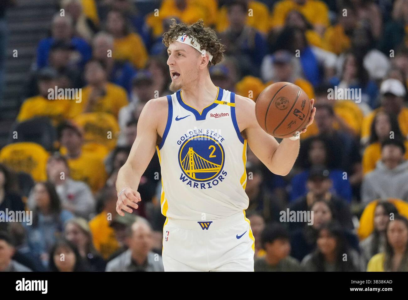 Golden State Warriors guard Brandin Podziemski (2) during Game 3 of an ...