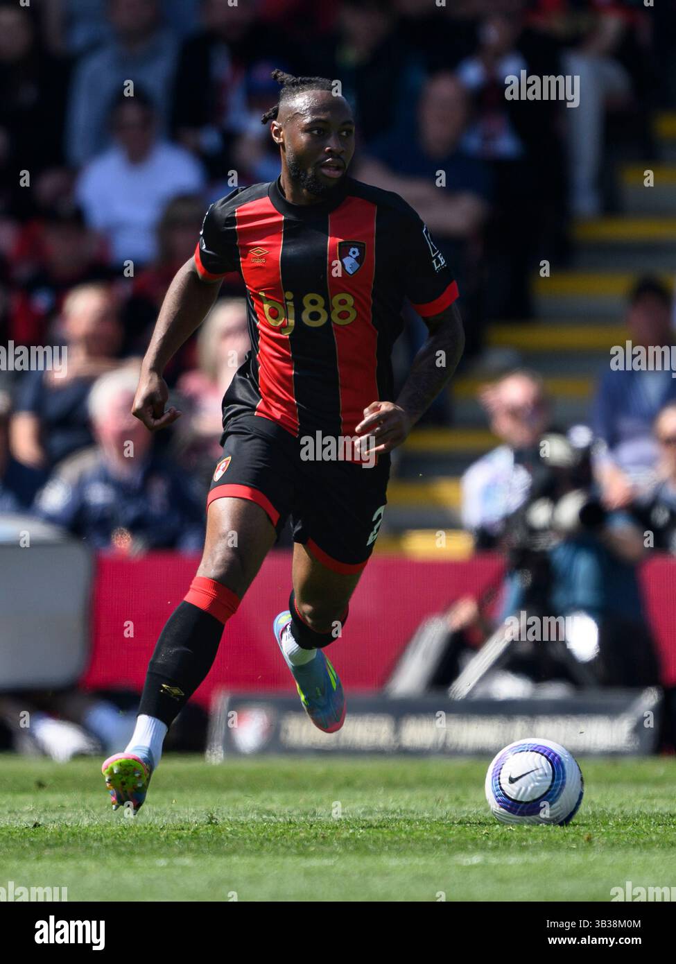 Bournemouth, UK. 27th Apr, 2025. Vitality Stadium Bournemouth, England ...