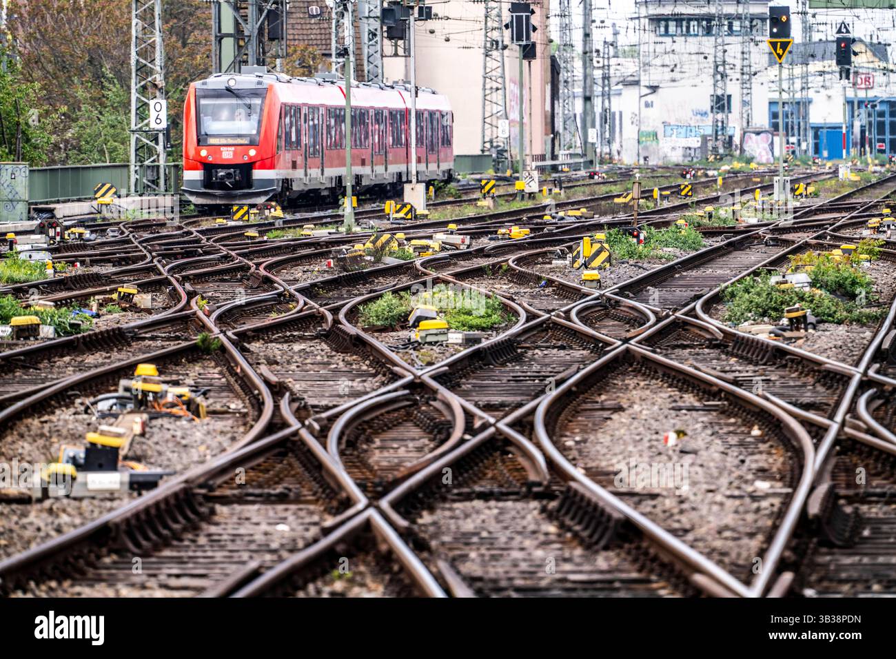 Bahnstrecke zwischen dem Kölner Hauptbahnhof und Bahnhof Köln-Hansaring ...