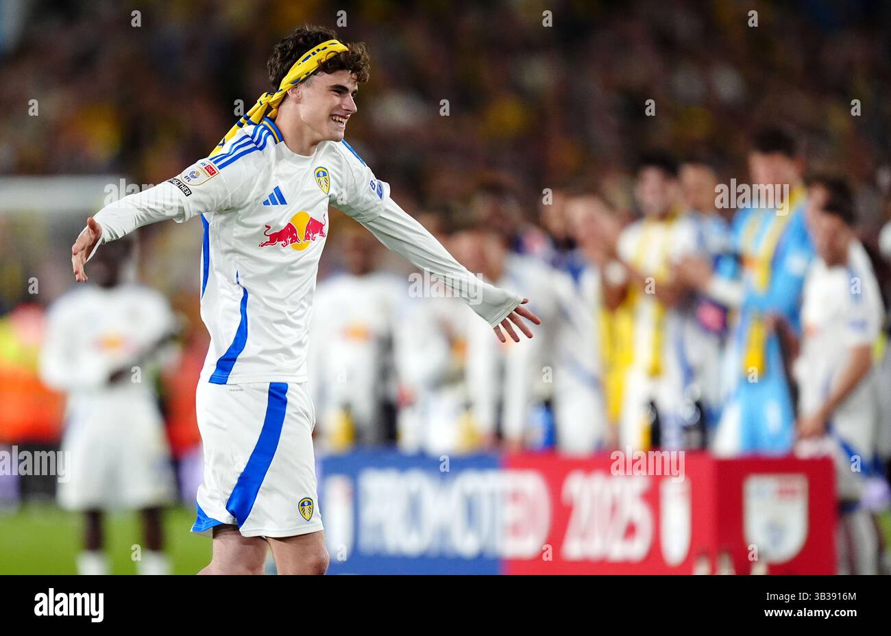 Leeds United's Harry Gray celebrates promotion to the Premier League ...