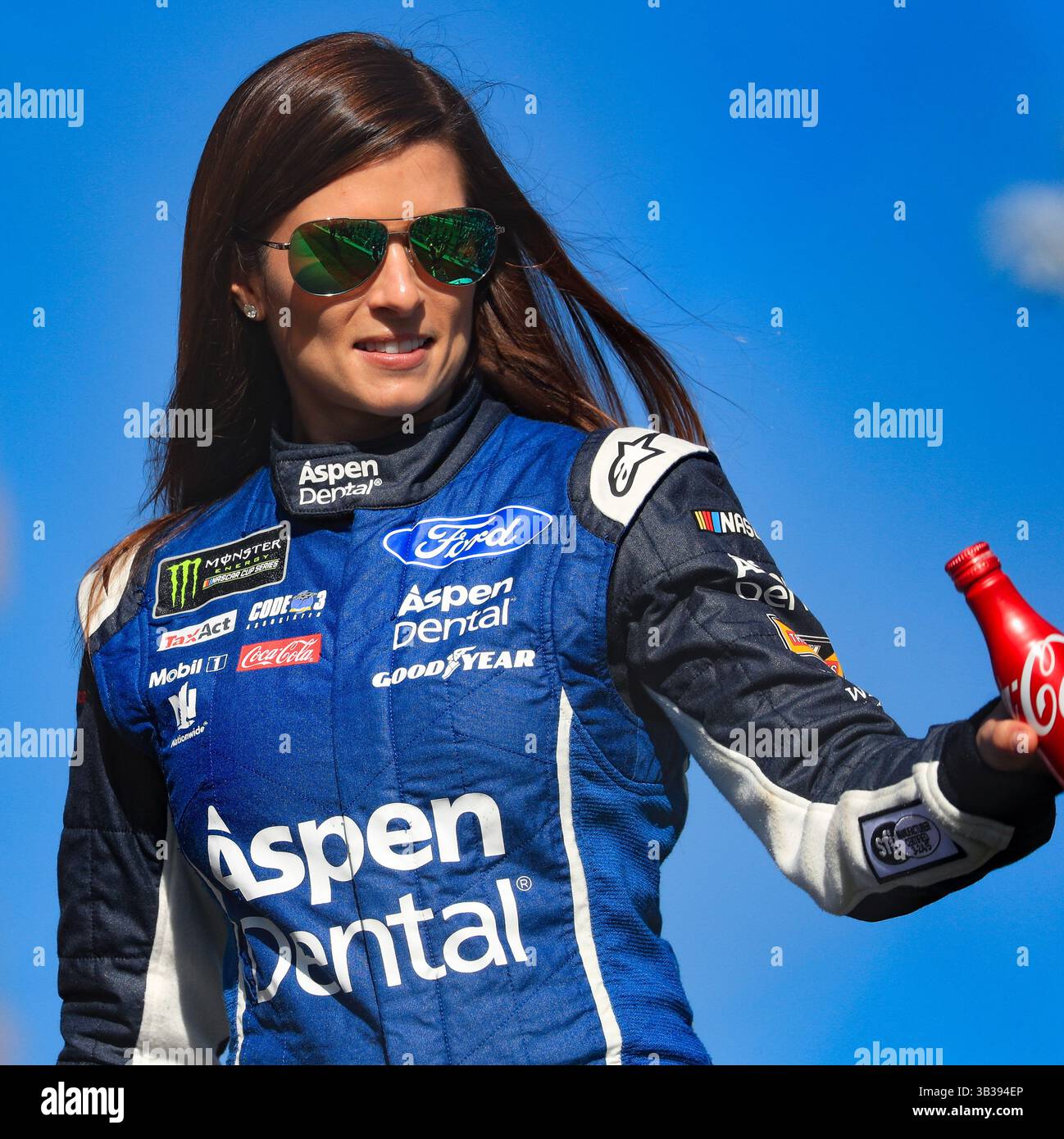 November 19, 2017: Danica Patrick, driver of the (10) Aspen Dental Ford ...
