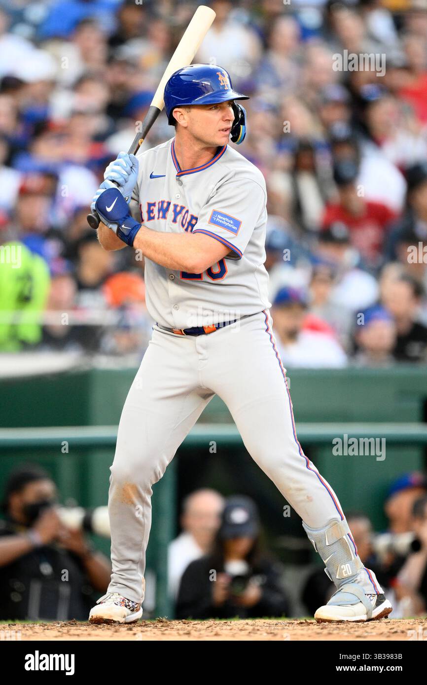 New York Mets' Pete Alonso in action during a baseball game against the ...