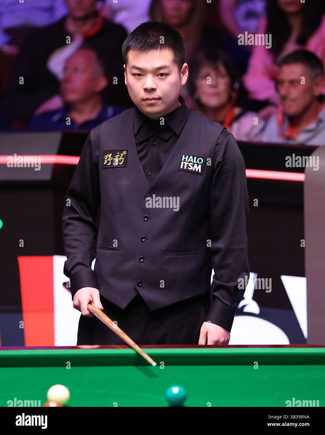 Pang Junxu of China on day ten of the 2025 Halo World Snooker ...