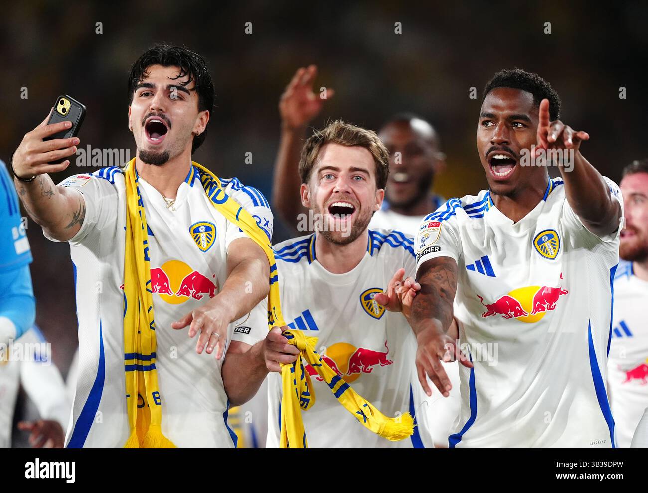 Leeds United's Pascal Struijk, Patrick Bamford and Junior Firpo ...