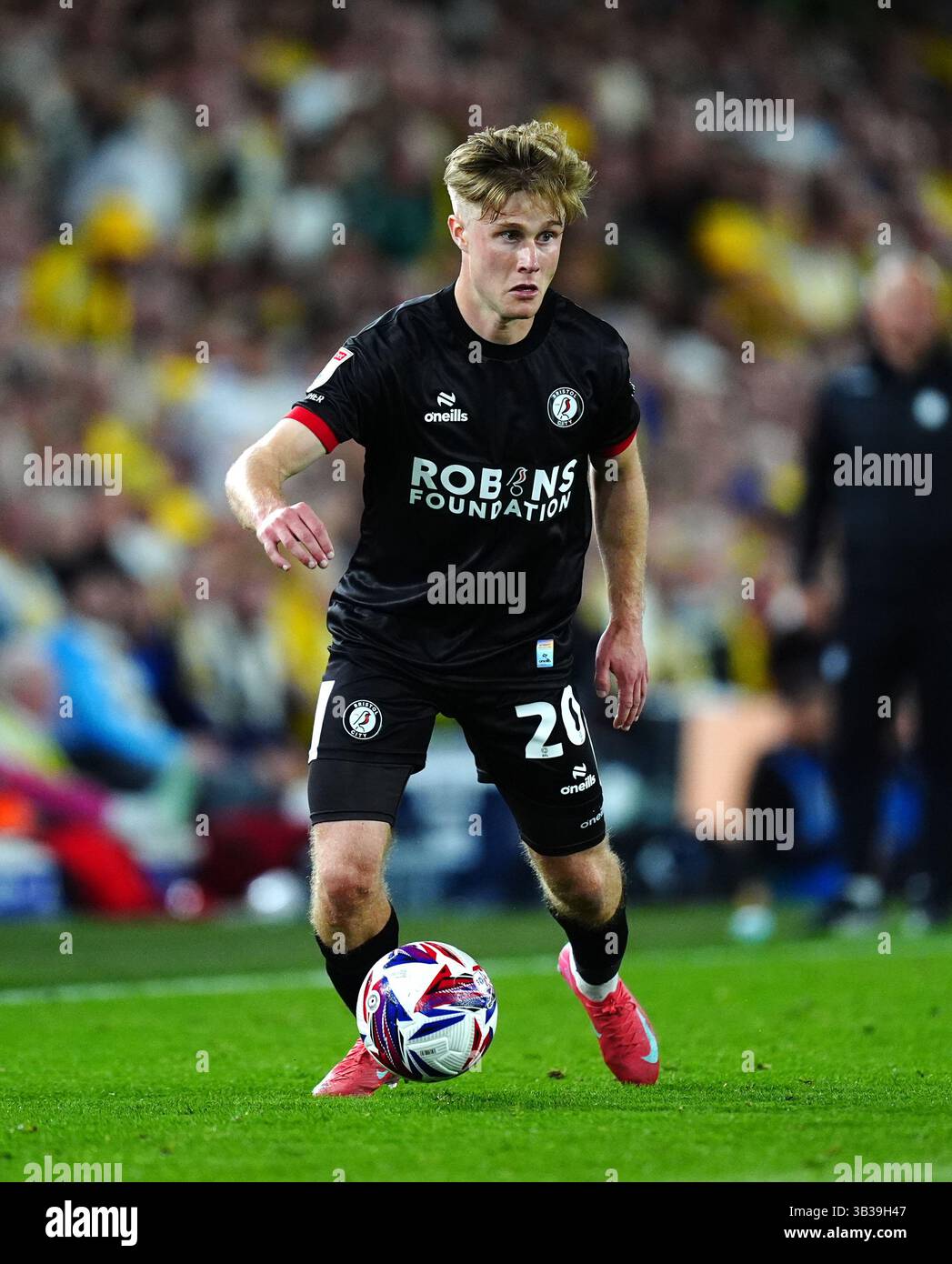 Bristol City's Sam Bell during the Sky Bet Championship match at Elland ...
