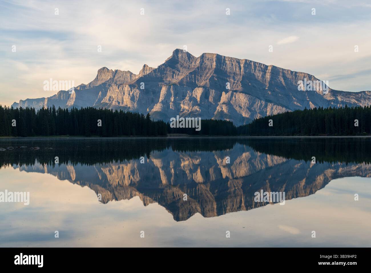 Cascade mountain, Banff national park, Alberta, Canada Stock Photo - Alamy