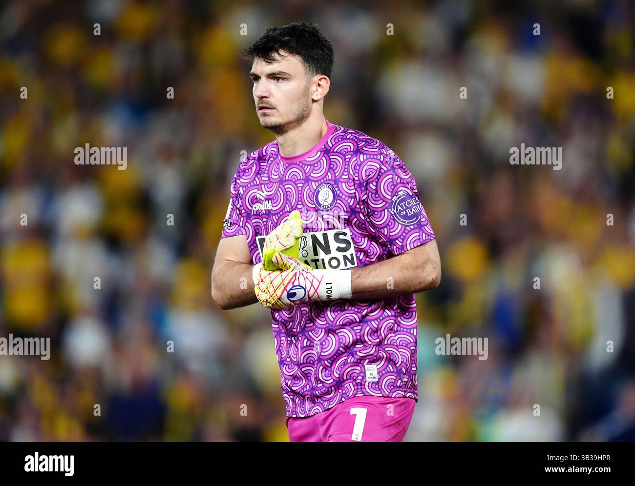 Bristol City goalkeeper Max O'Leary during the Sky Bet Championship ...