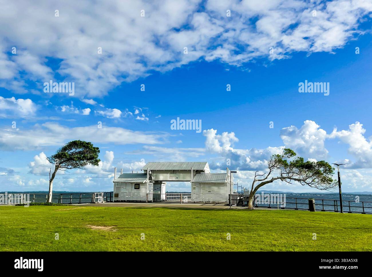 View of the beautiful Woody Point Jetty, an attraction of the Redcliffe ...