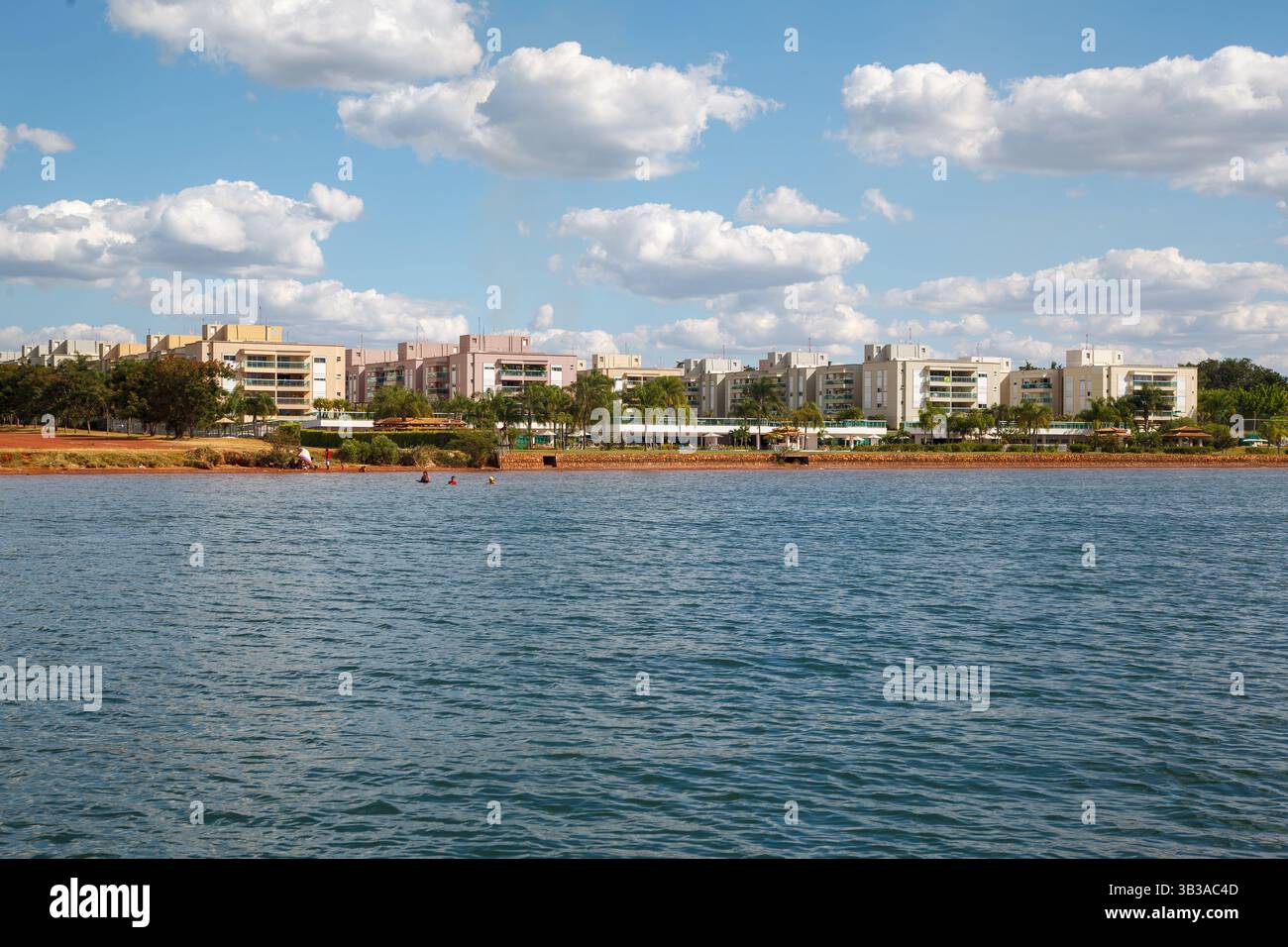 Ilhas do lago hi-res stock photography and images - Alamy