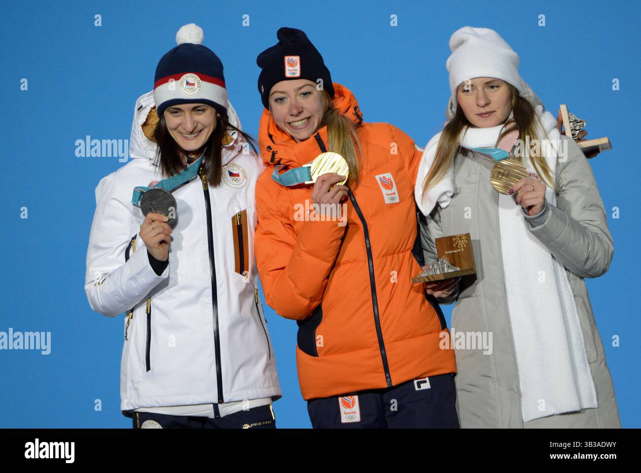 Olympics medals 0695 jpg hi-res stock photography and images - Alamy