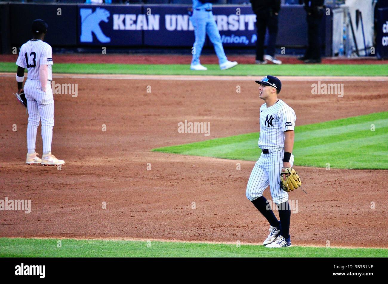 New York Yankees shortstop Anthony Volpe (11) during the second game of ...